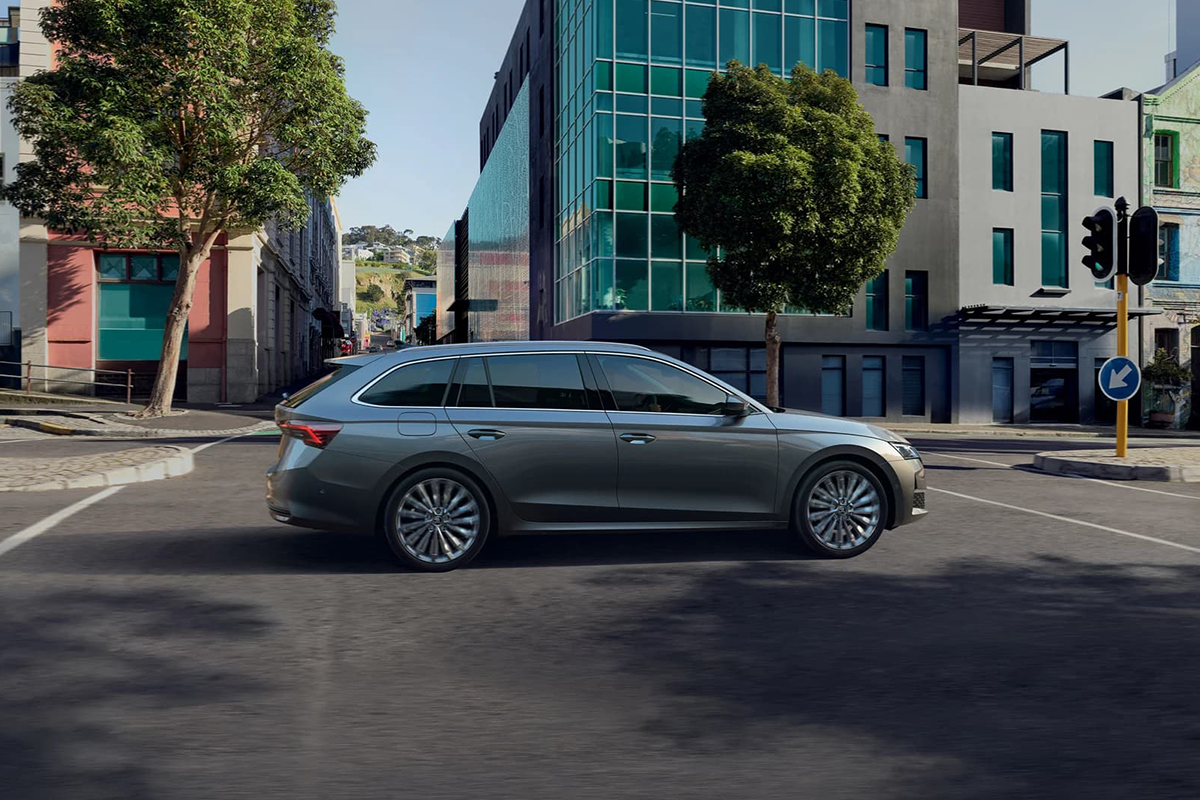 Škoda Octavia Hatch | Bath | Platinum Škoda