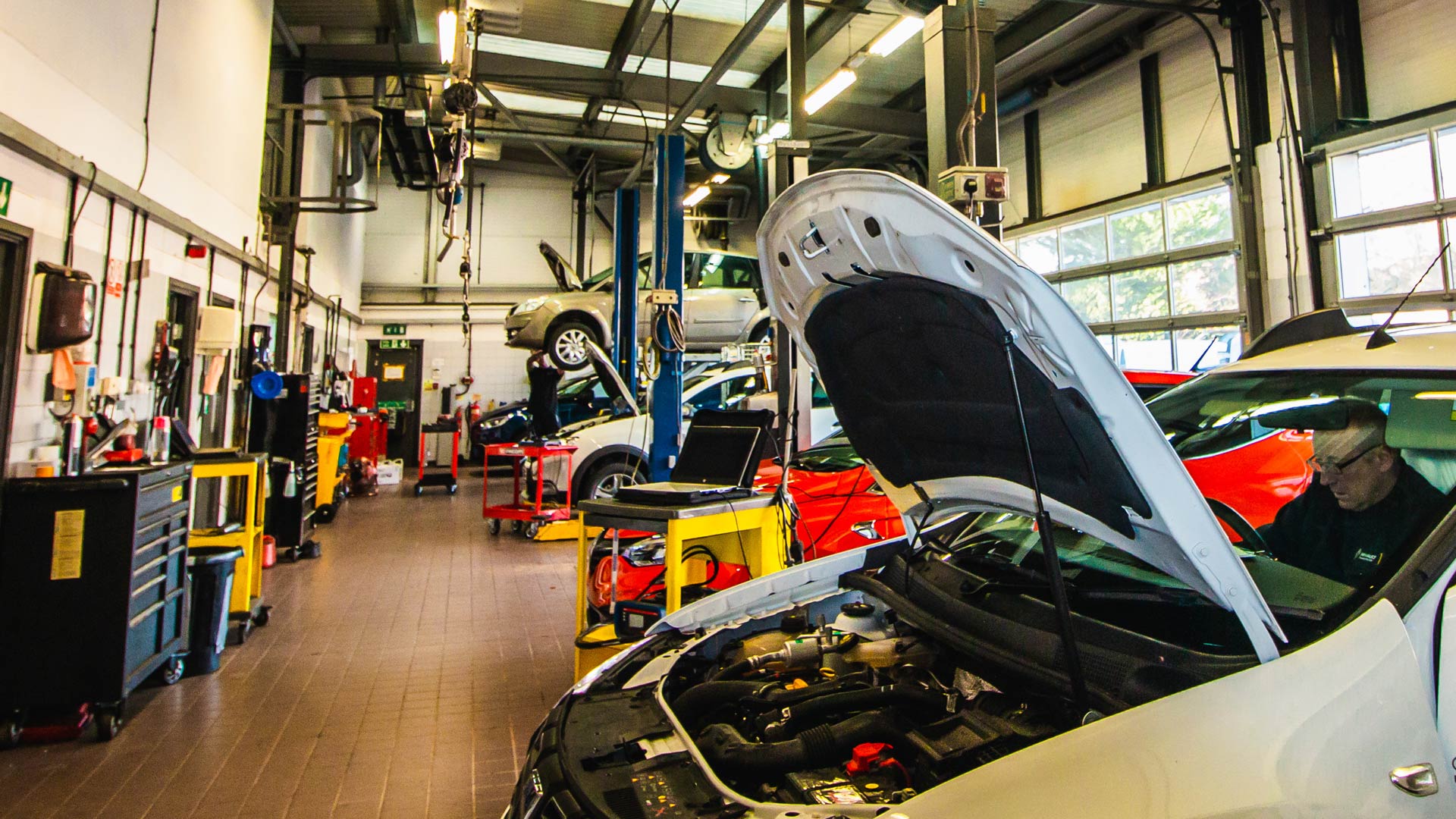 Renault Servicing | Hampshire & Berkshire | Martins Renault