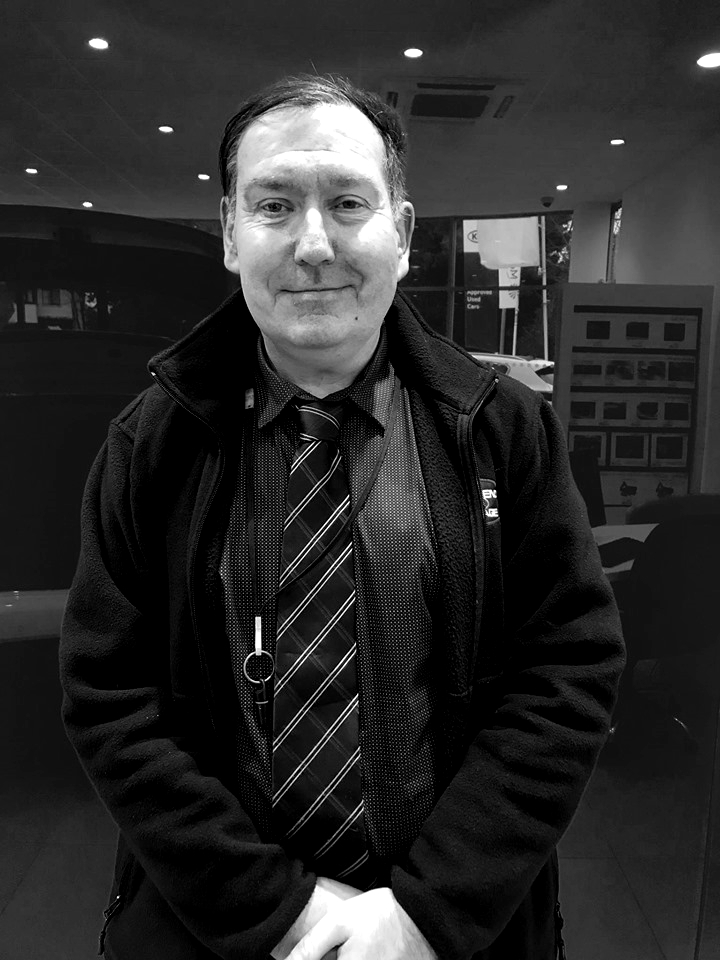 Meet the Team | Surrey, Berkshire | West End Garage