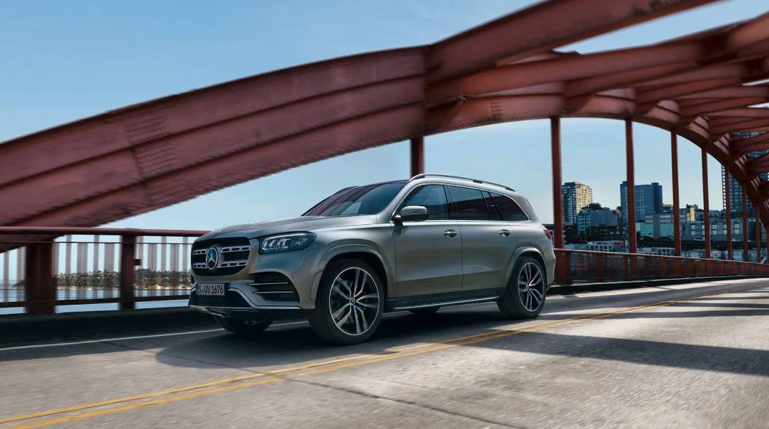 Mercedes V Class | Seats, Price, What Can Fit Inside, Towing & More