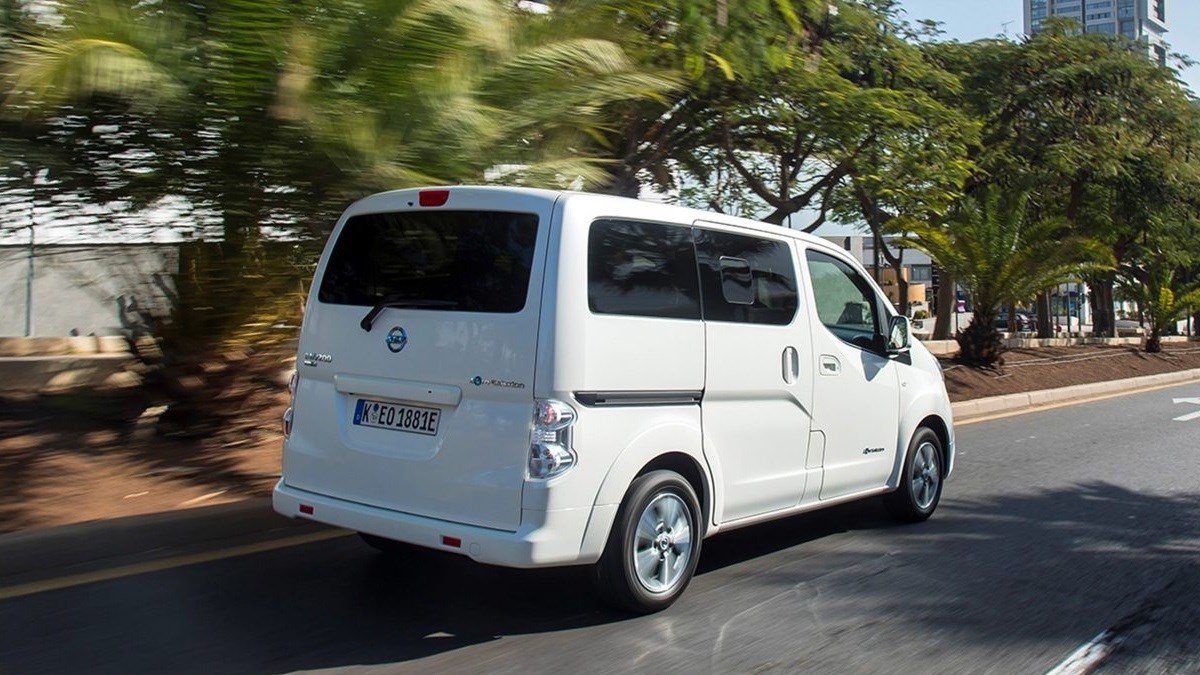 Nissan E-NV200 Combi | Hampshire | Martins Nissan
