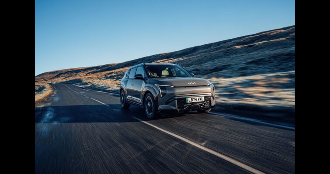 Kia EV3 crowned Best EV Crossover at TopGear.com Electric Awards 2025