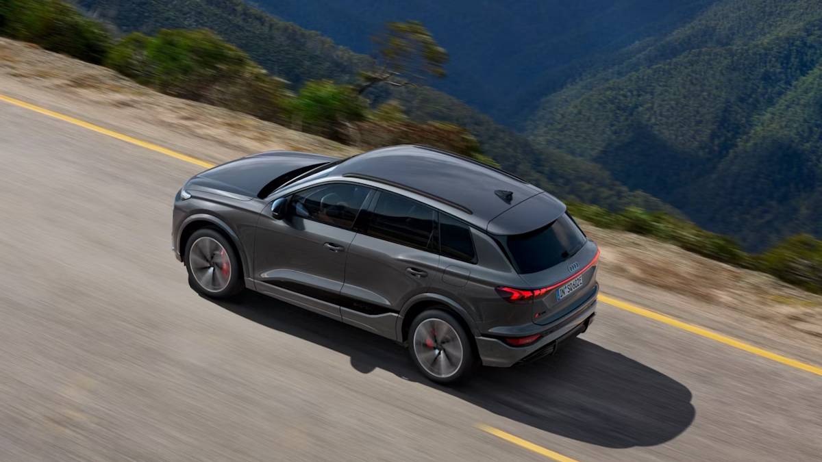 Audi SQ6 SUV e-tron | Electric Car | Salisbury | Heritage