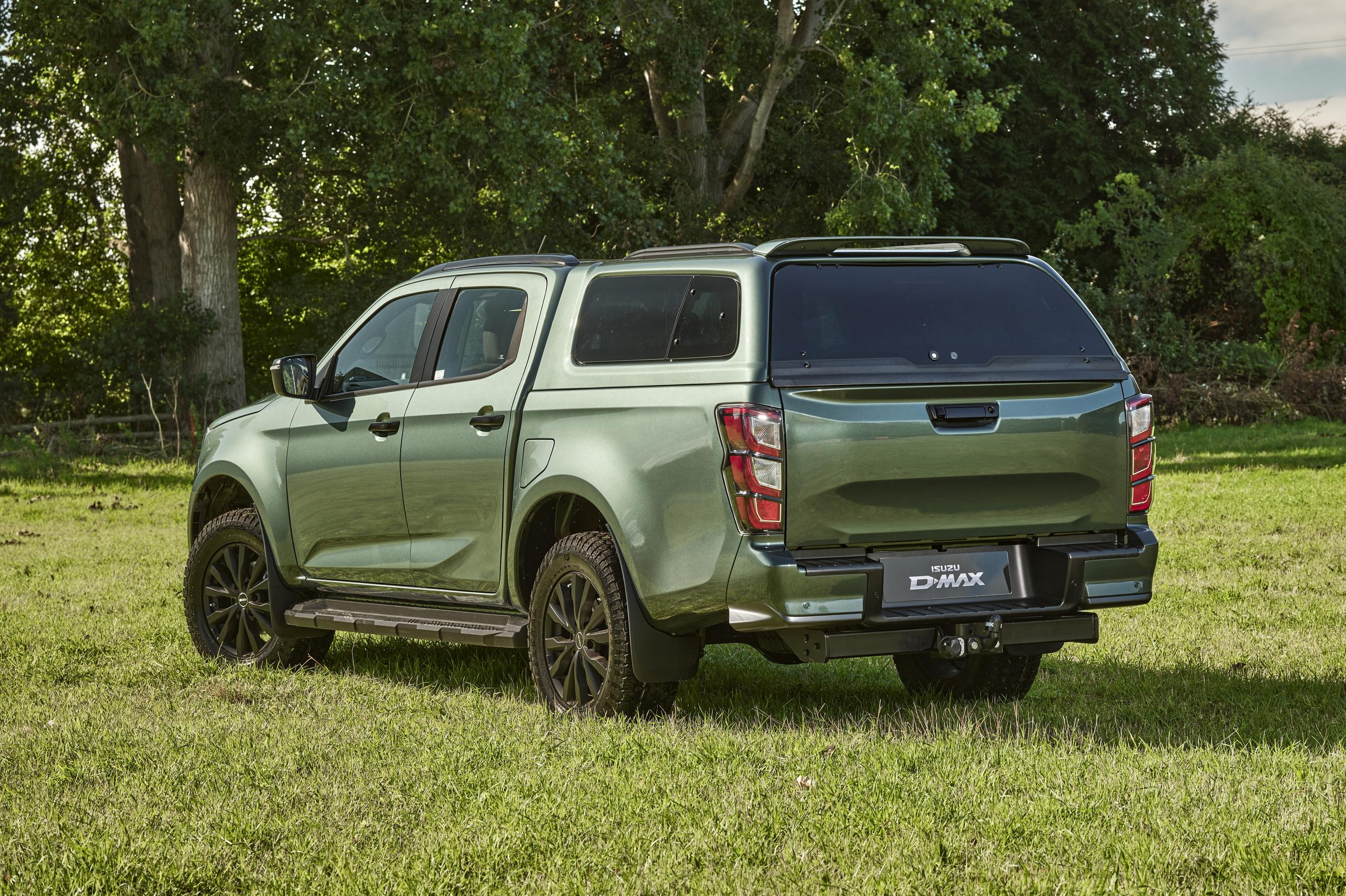 Isuzu Huntsman Pack Launch | Limited Tundra Green | Roger Young News