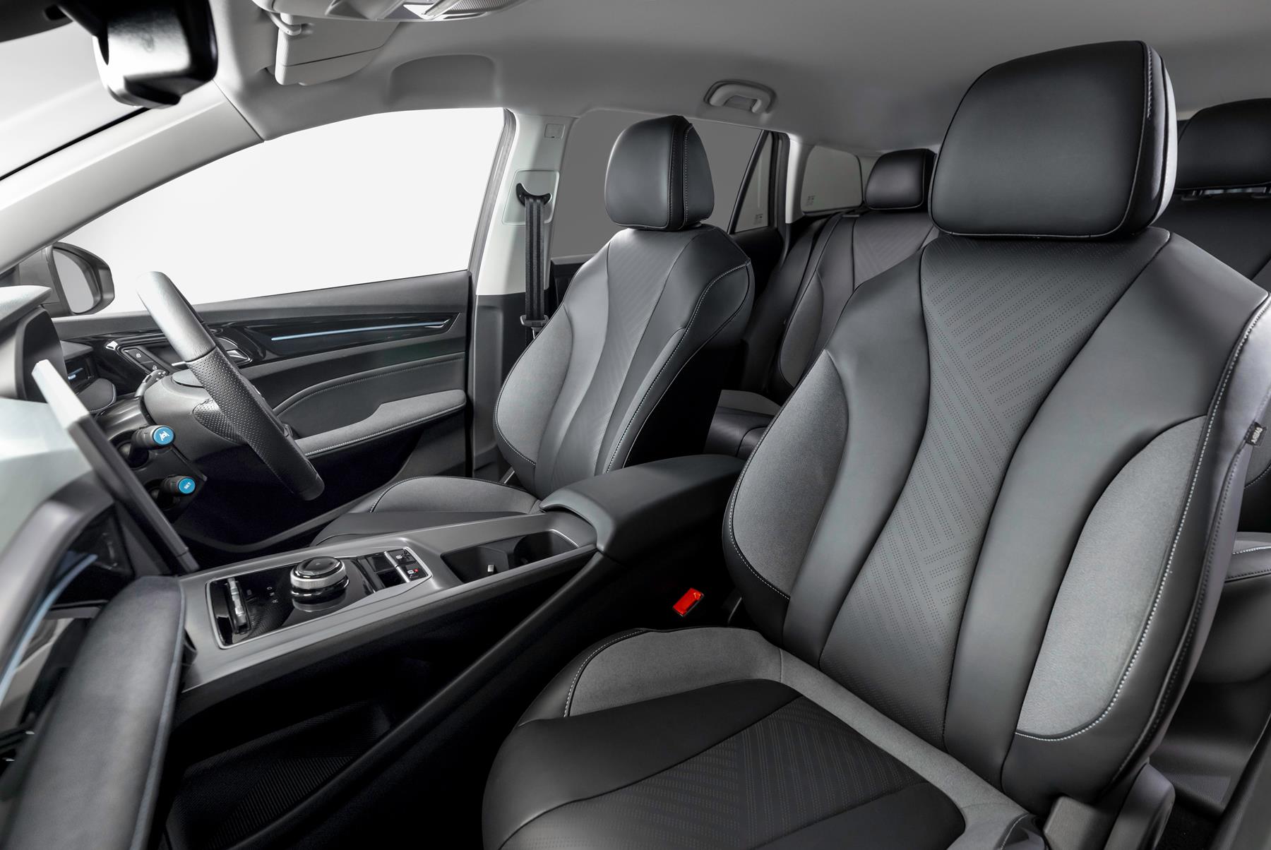 The MG5 EV, but with a Brand-New Facelift | SERE Motors