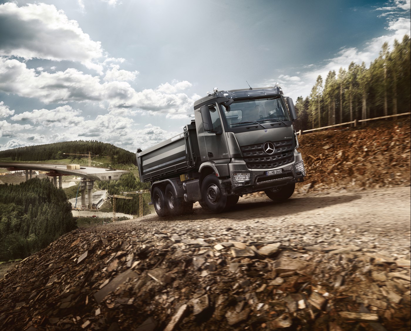 PLANT & CIVIL ENGINEER: MERCEDES-BENZ AROCS: A RELIABLE CONSTRUCTION ...