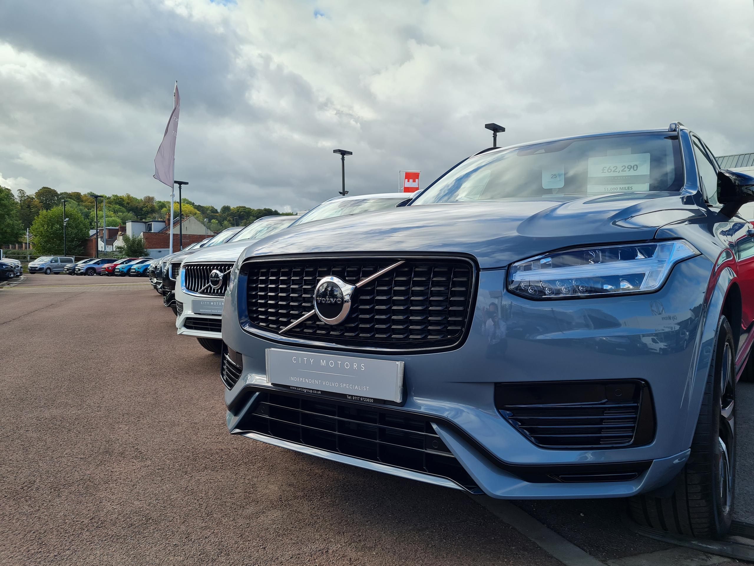 Volvo specialist near me store
