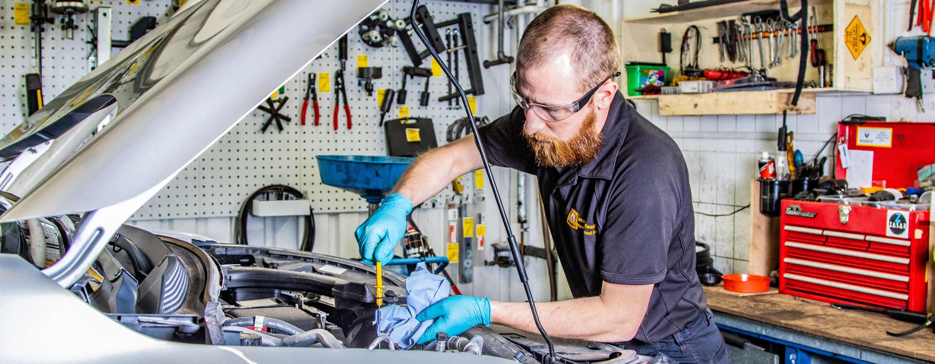 Renault Servicing & Maintenance | Hampshire & Berkshire | Martins Renault