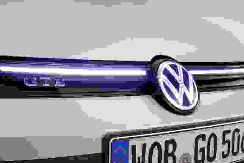 Vw Golf 7 Logo Volkswagen's $5 Bln Investment In Rivian Boosts EV