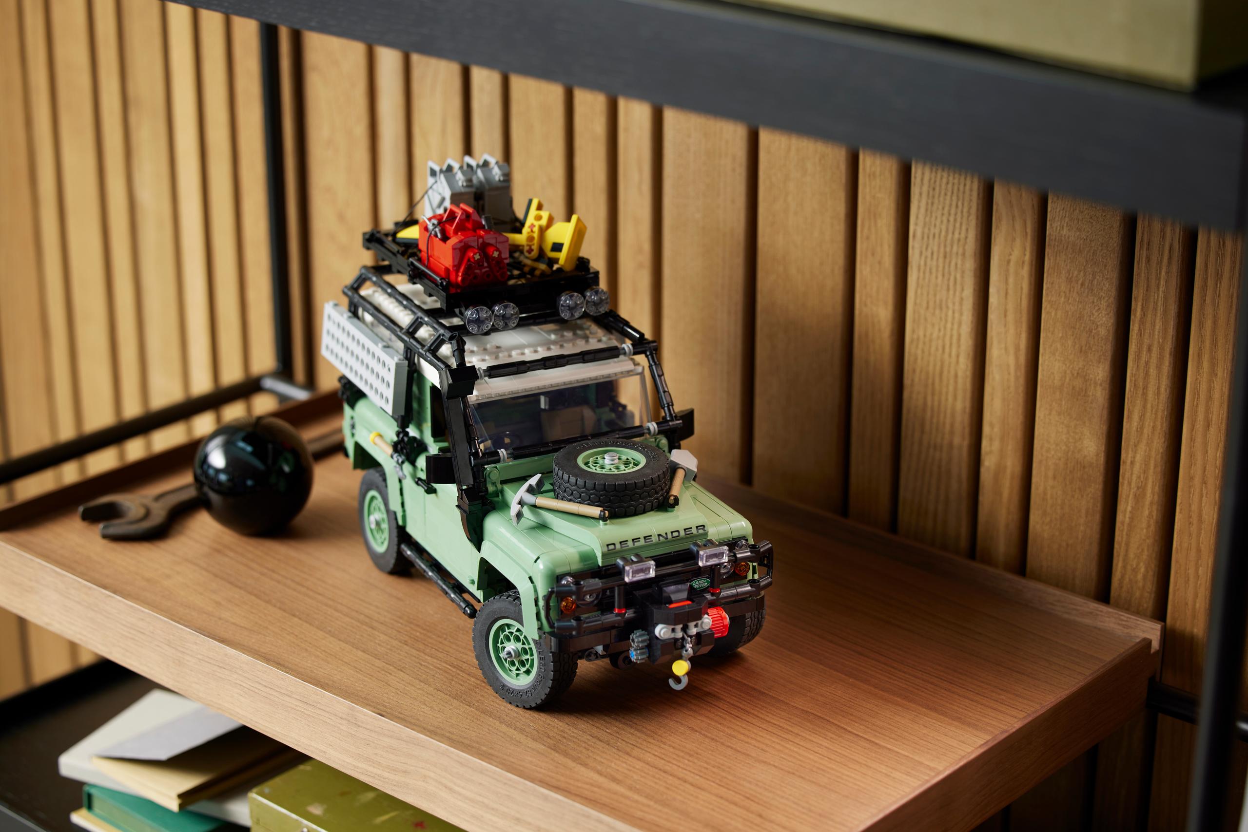 LEGO Icons launches Classic Defender 90 set | Roger Young