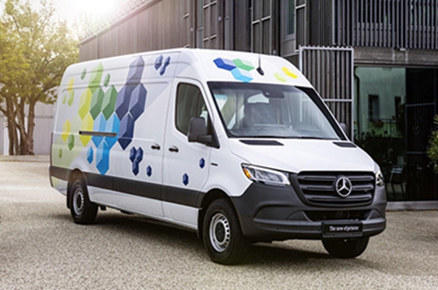 THE NEW ESPRINTER: THE MOST VERSATILE AND EFFICIENT MERCEDES-BENZ EVAN ...