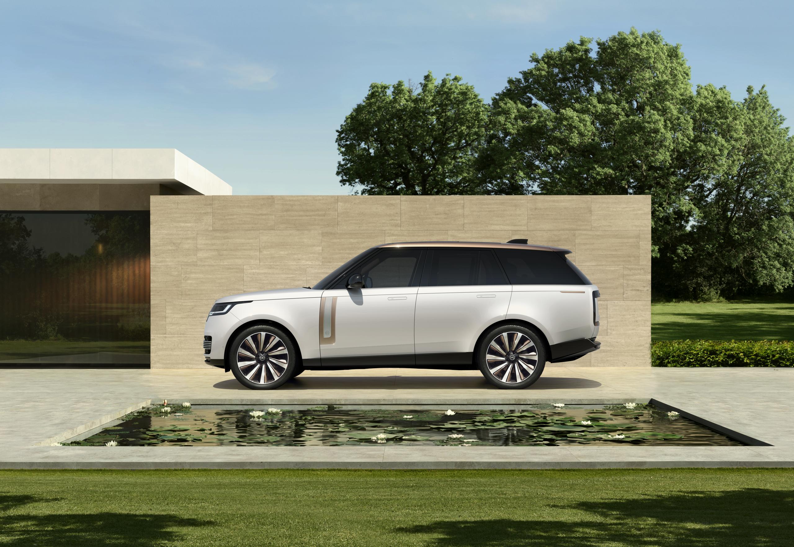 Range Rover x Wimbledon – 55 Years of British Luxury | Roger Young