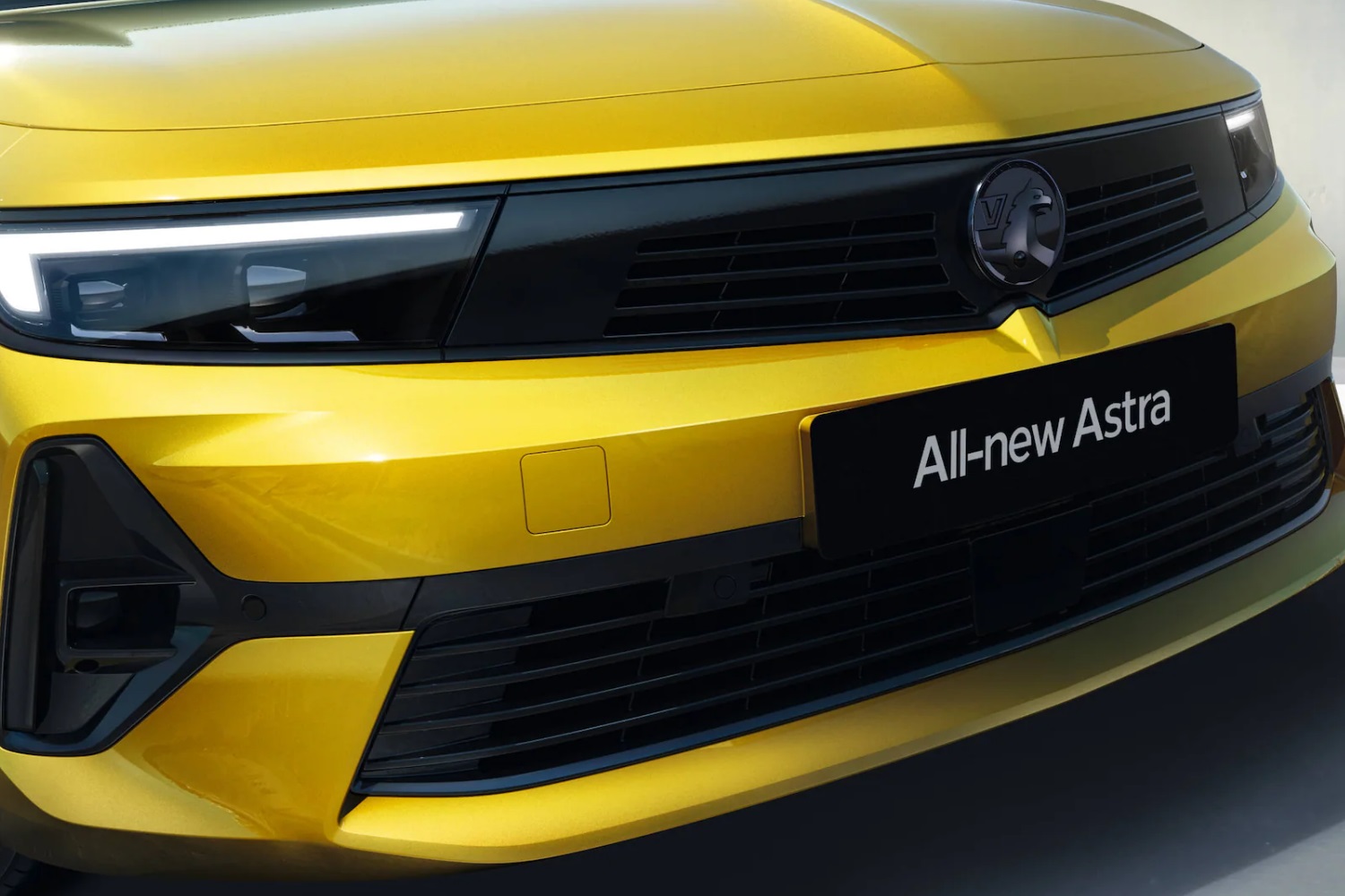 Vauxhall Astra Ultimate Buyer's Guide | Features, Price, Engines ...