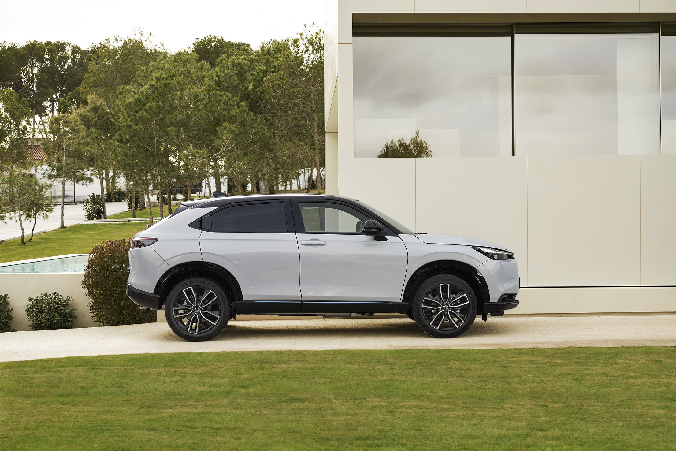 Honda HR-V Hybrid | Self-Charging Hybrid SUV | Horizon Honda