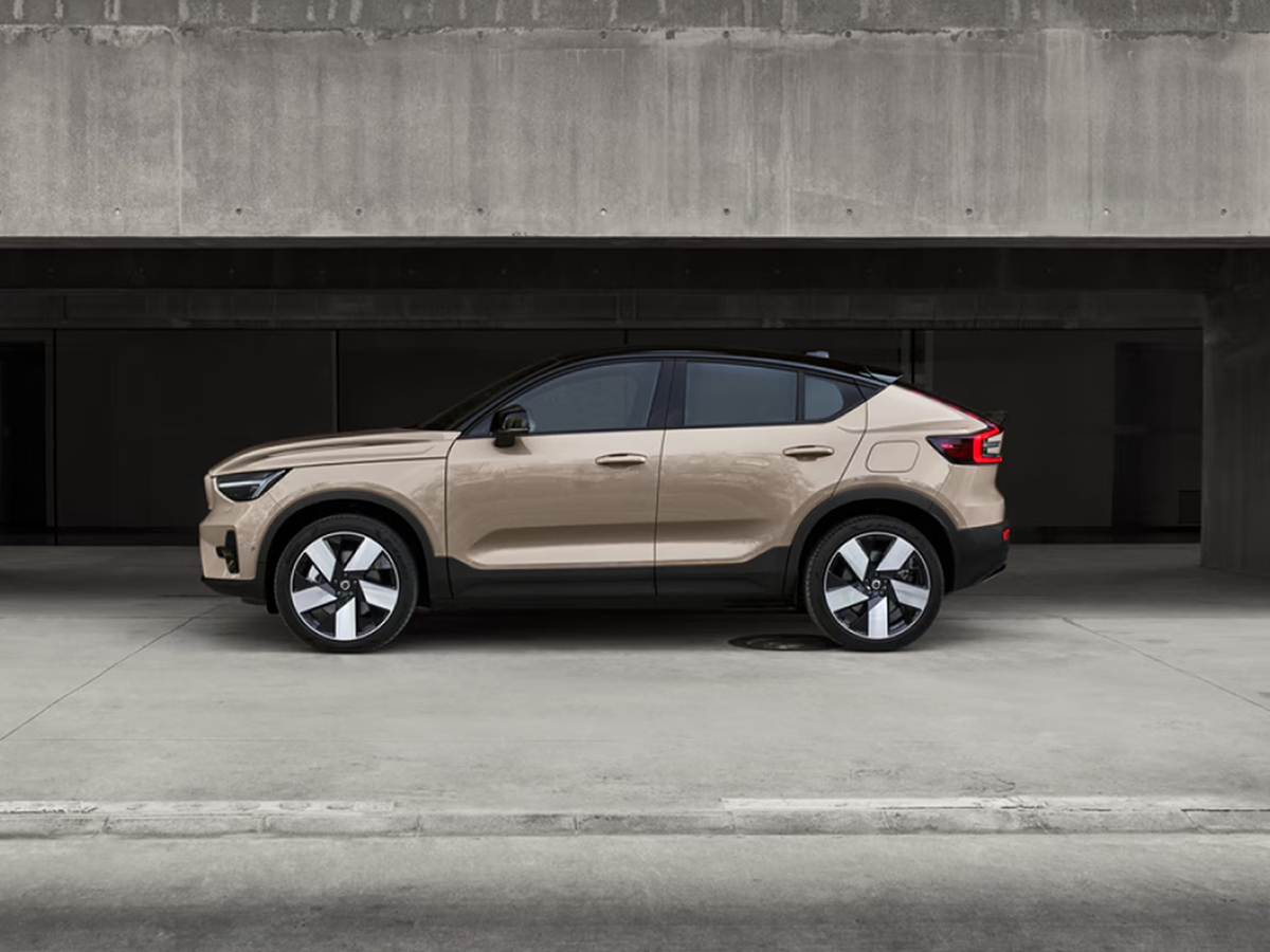 New Volvo EC40 For Sale | Mon Motors