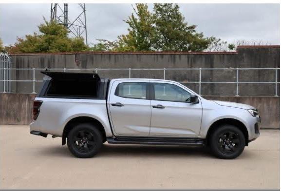 Land Rover, Suzuki, Isuzu & Jaguar Dealers in Saltash | Roger Young