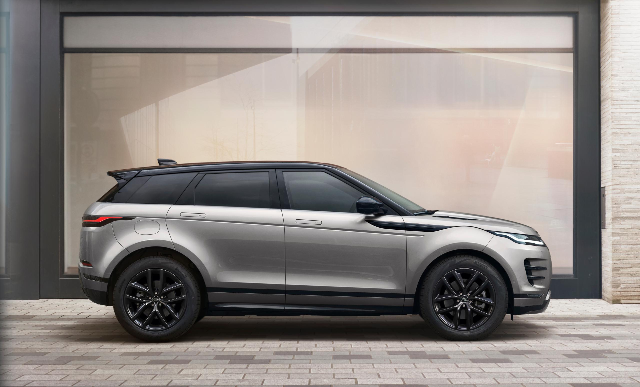 Explore Land Rover Range Rover Offers at Roger Young, Saltash