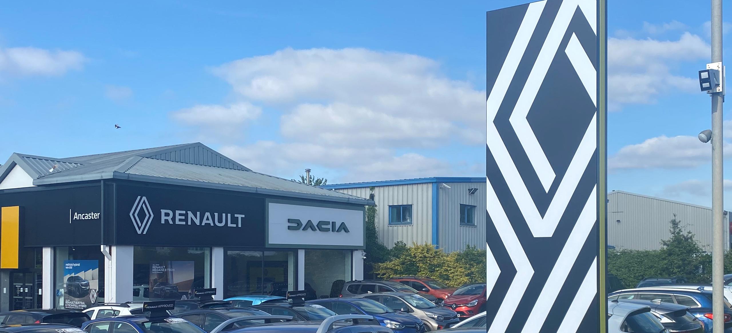 Ancaster Renault Celebrates 4 Years of Innovation & Customer Excellence