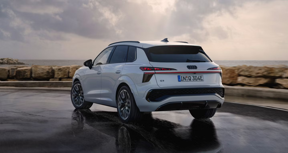 Audi Q3 SUV e-hybrid | Salisbury | Heritage Audi