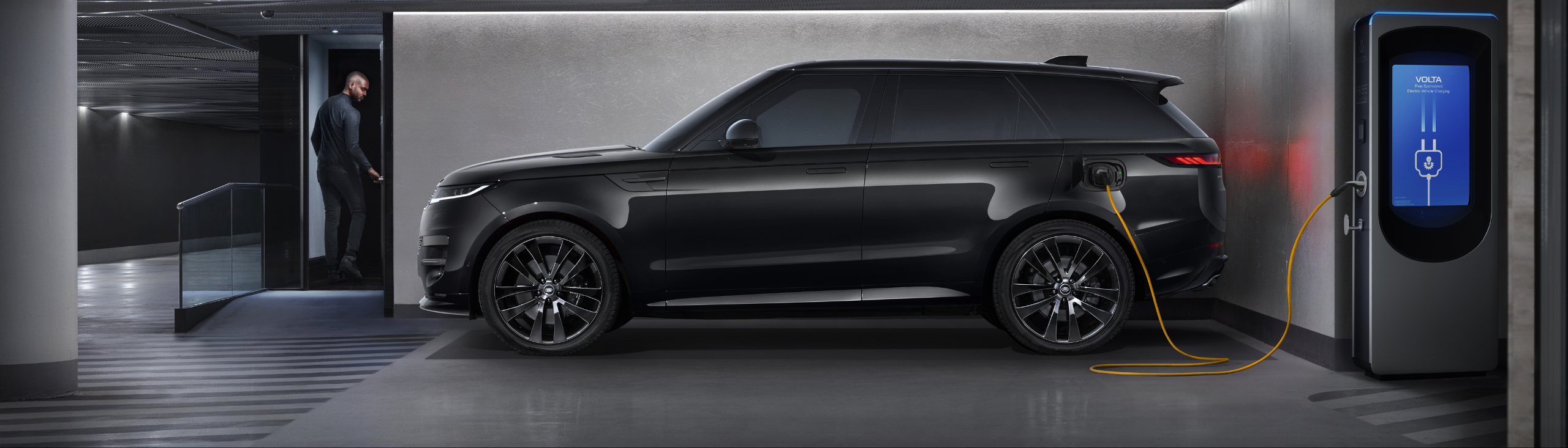 Land Rover New & Used Car Dealerships | Saltash, Cornwall