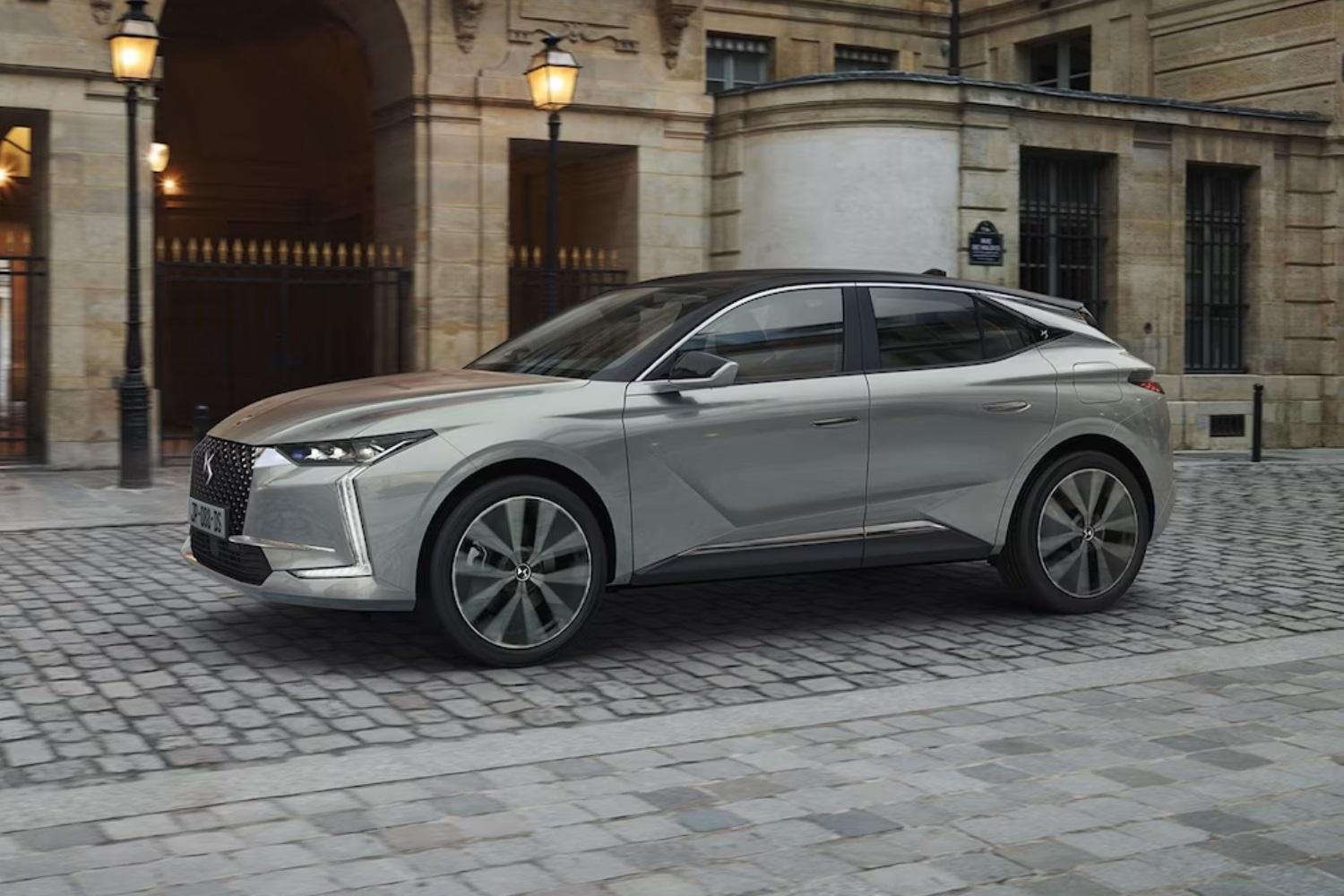 DS 4 Buyer's Guide: Features, Models, Awards & More