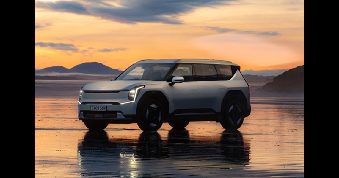 Kia EV9 named ‘Best Large Electric Car’ in 2025 Carbuyer Awards