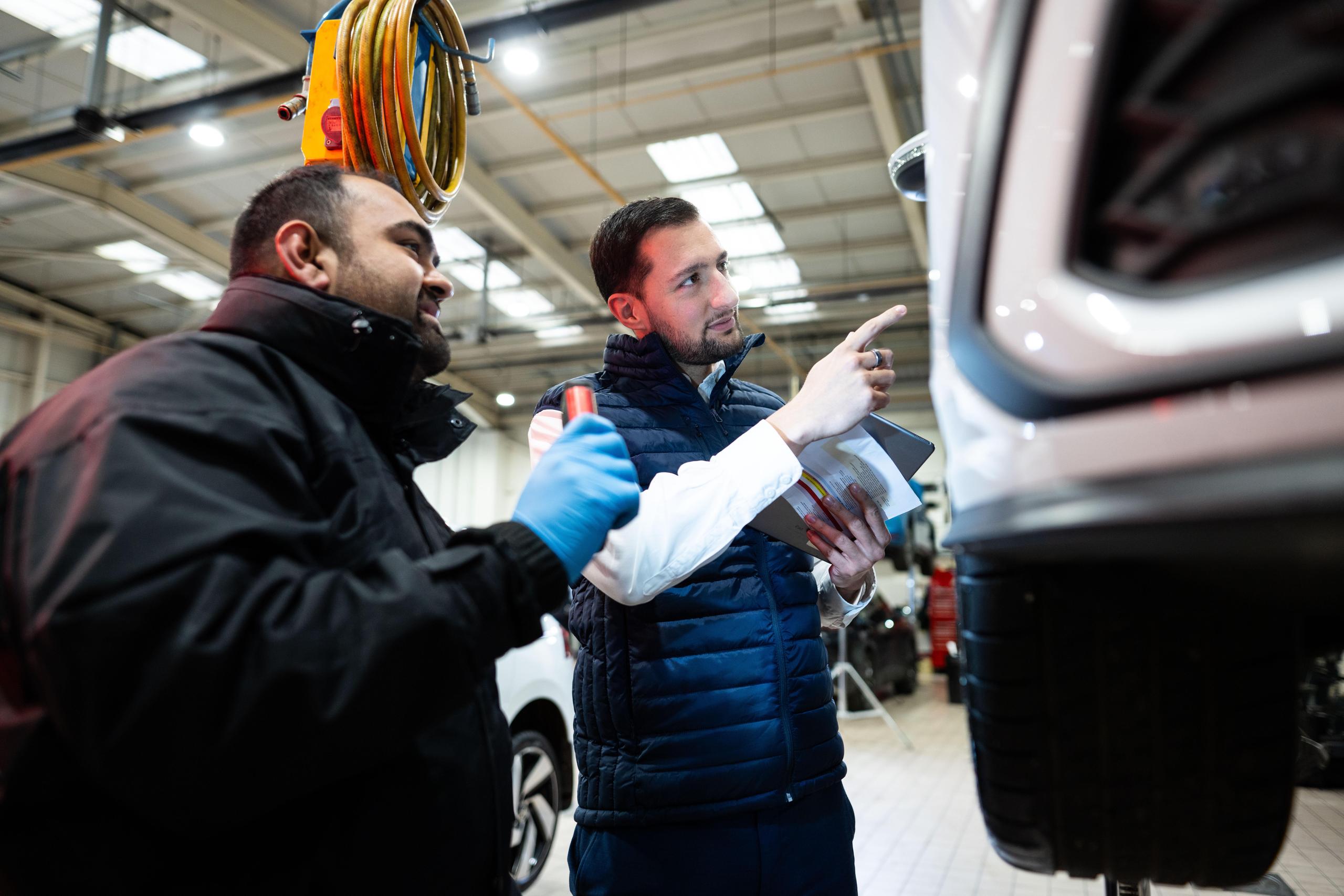 Volkswagen Van Servicing in Plymouth & Newton Abbot | Murray Group