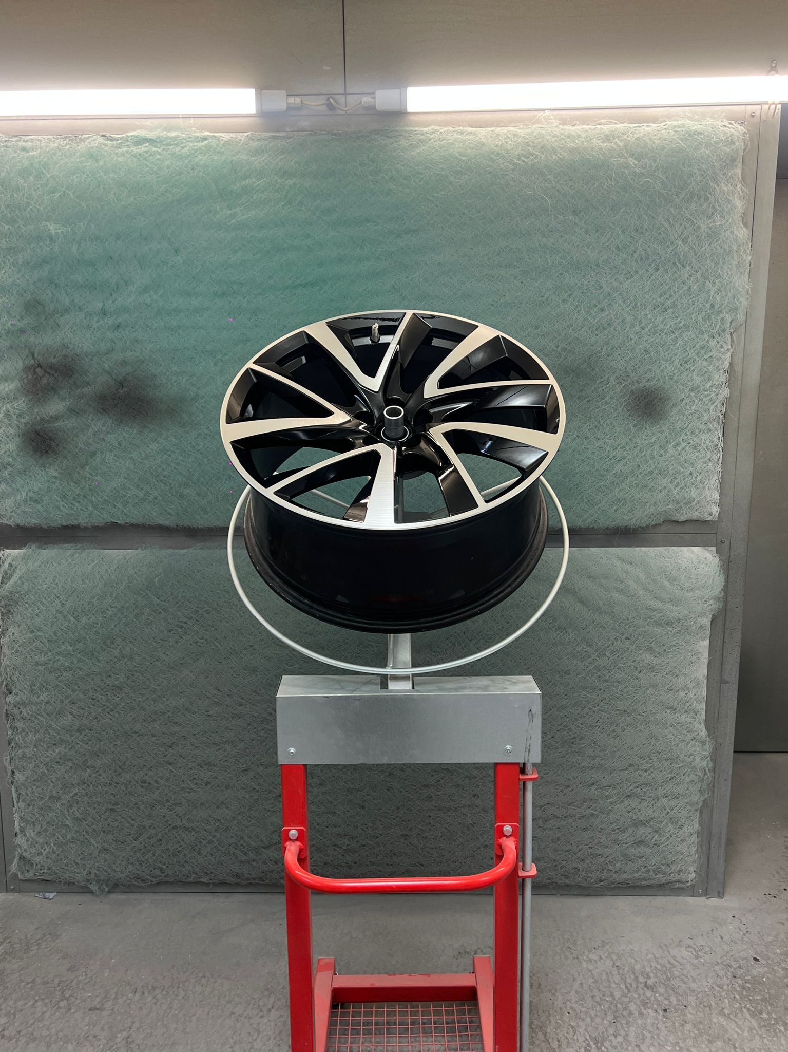 Just Automotive Solutions Invests in State-of-the-Art Alloy Wheel ...